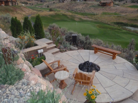 Chico Buff Flagstone - Pines Stone Company