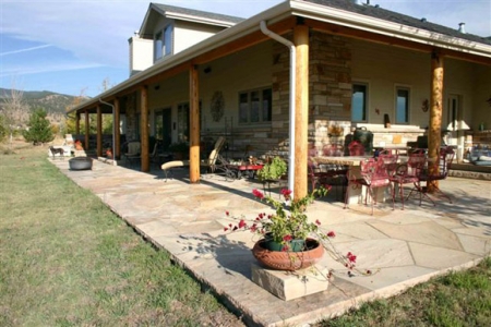 Colorado Buff Flagstone - Pines Stone Company